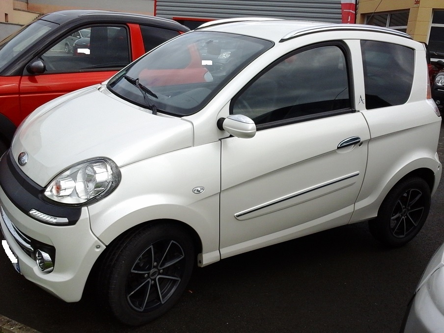 Voiture sans permis occasion - MICROCAR-LIGIER| ADH LAVAL